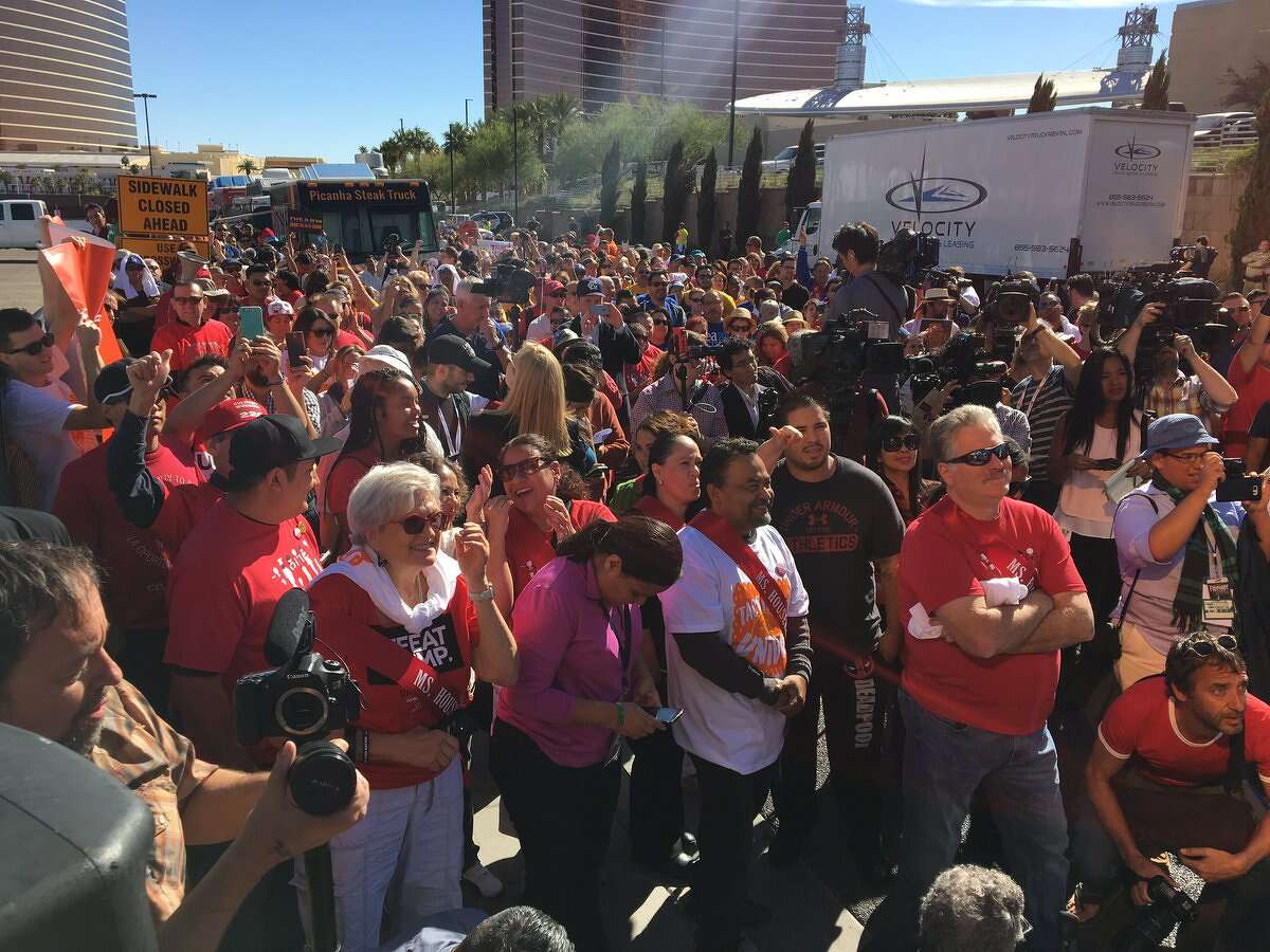 Taco trucks form wall around Donald Trump's Las Vegas hotel in protest