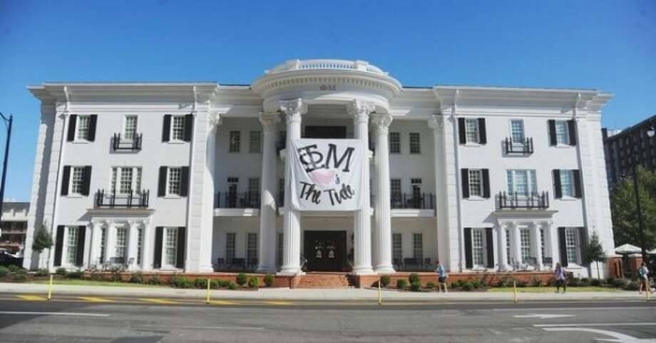 New $13M sorority house in Alabama puts Texas Greeks' homes to shame ...