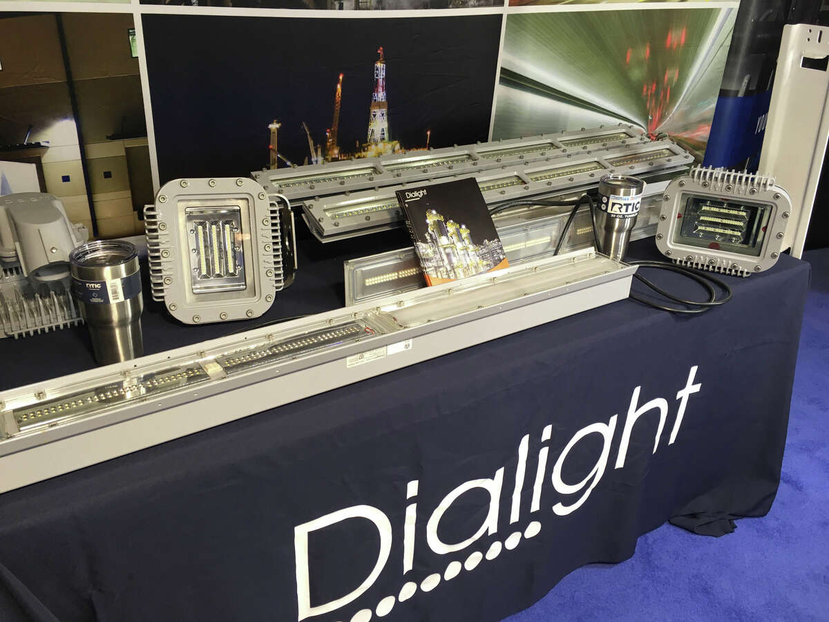 Dialight helps keep rigs bright, skies dark