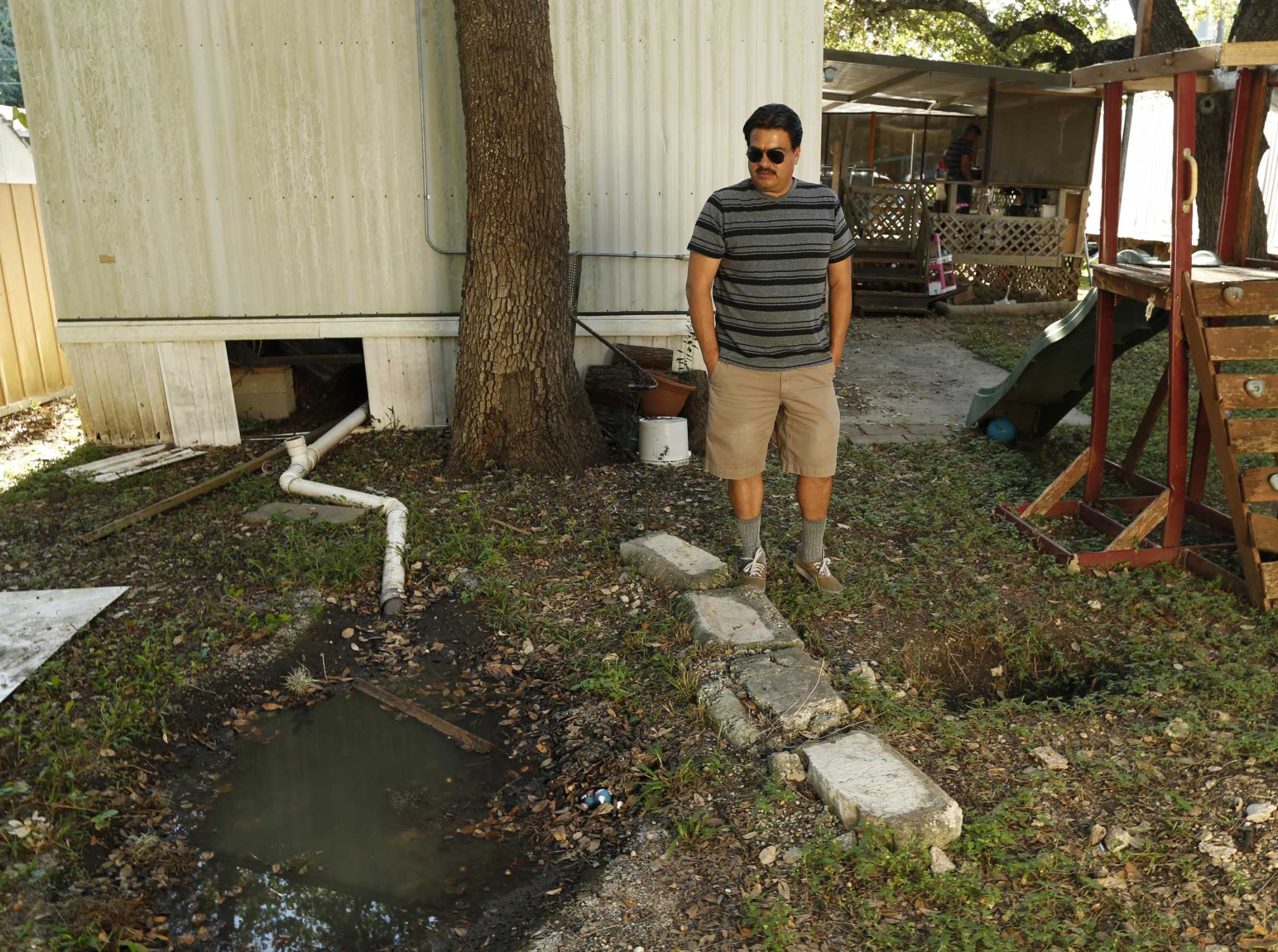 San Antonio alleges unsanitary conditions at mobile home park