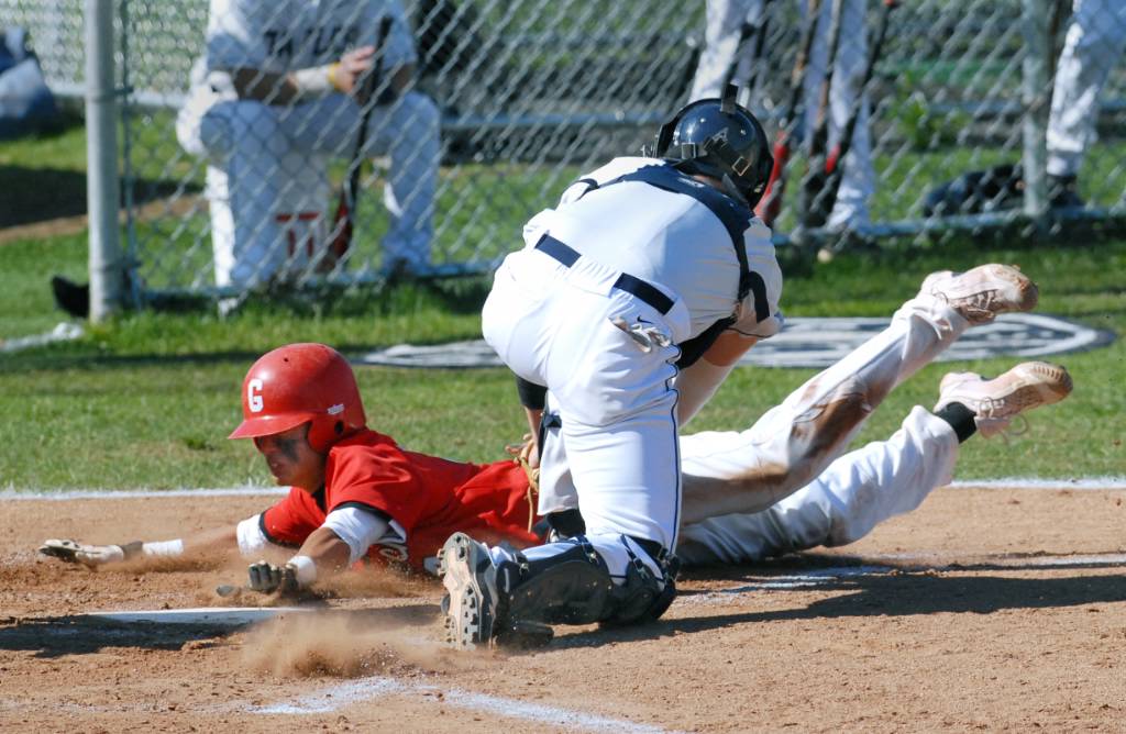 Staples slips by Greenwich in FCIAC baseball showdown