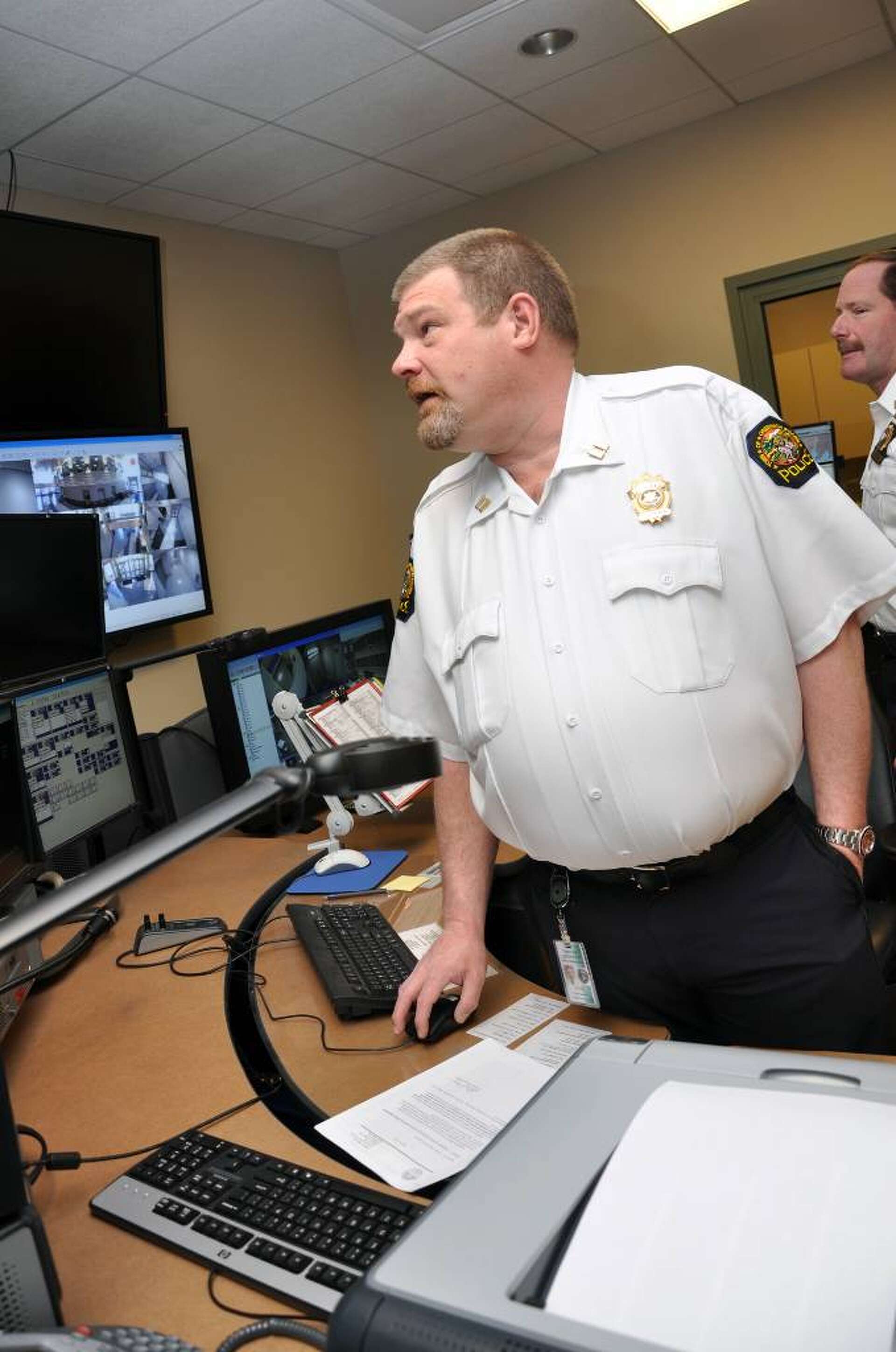 New police dispatch center a technological wonder