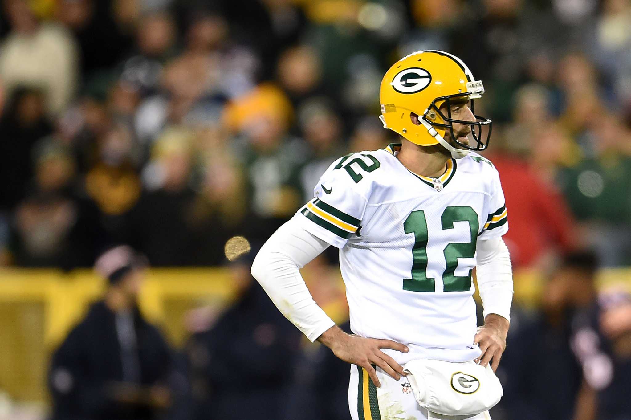 Texans face familiar challenge against Aaron Rodgers