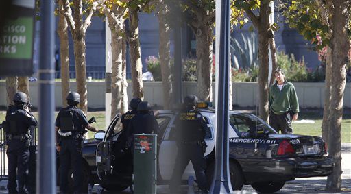 The Latest: Police standoff ends peacefully in San Francisco