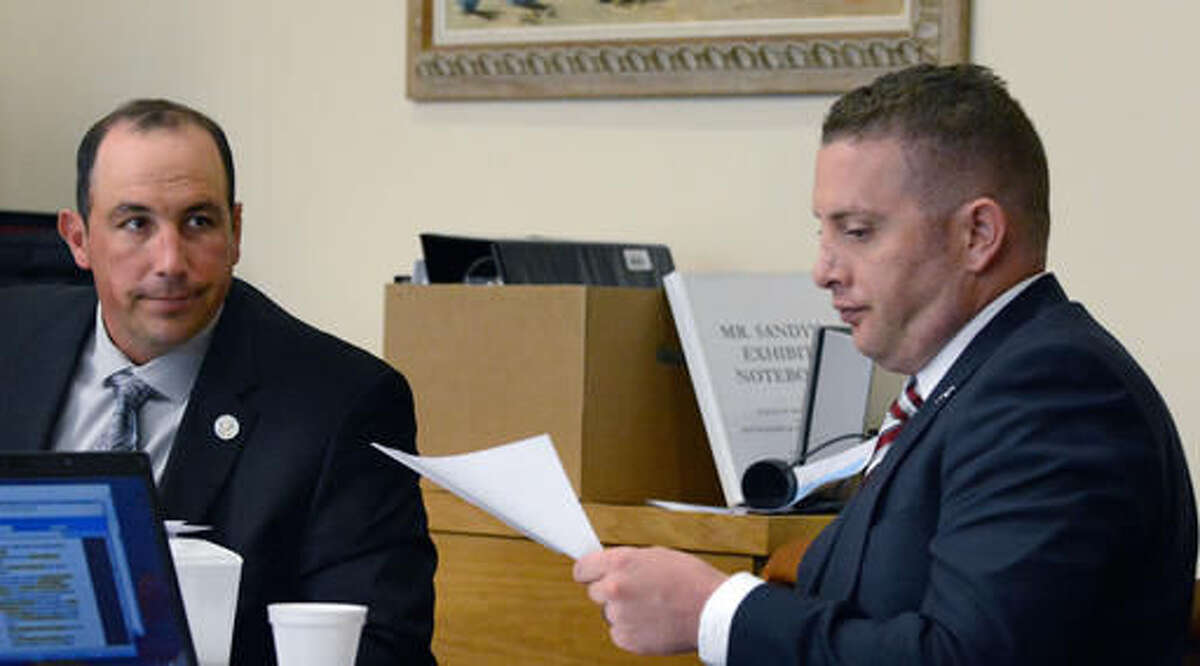 Detective details deadly on-duty police shooting for jurors