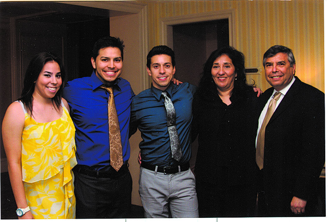 Graduate: Dr. Peter Bustamante