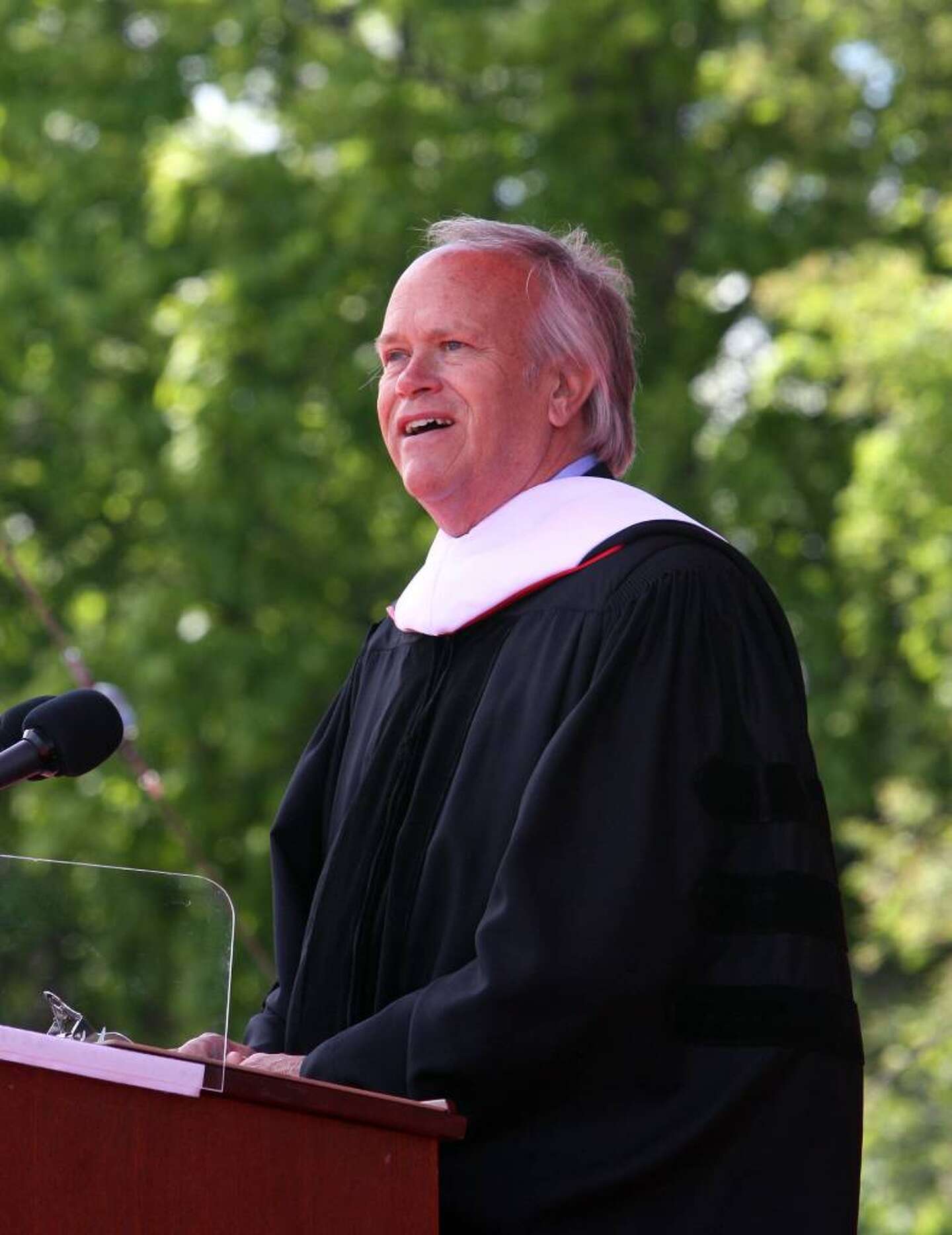 Classmate who gave of himself applauded at SHU graduation