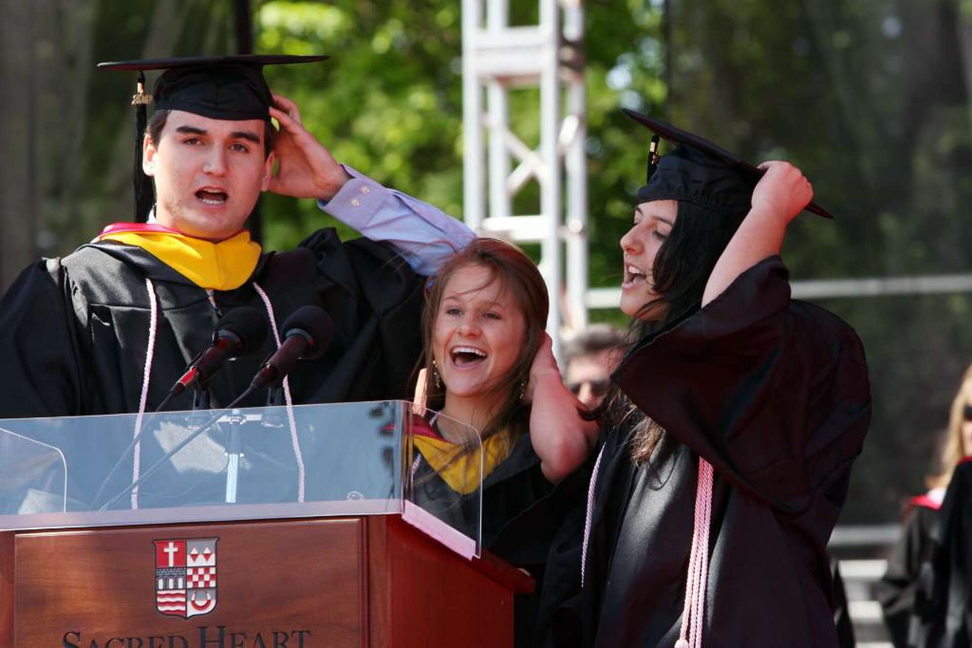 Classmate who gave of himself applauded at SHU graduation