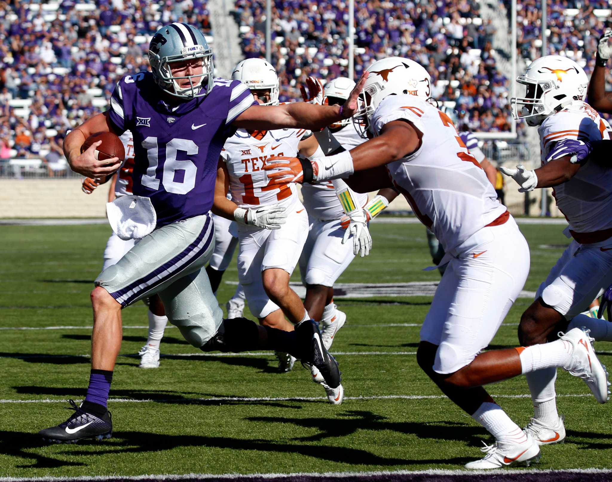 NCAA FOOTBALL: Kansas State holds on for 24-21 victory over Texas
