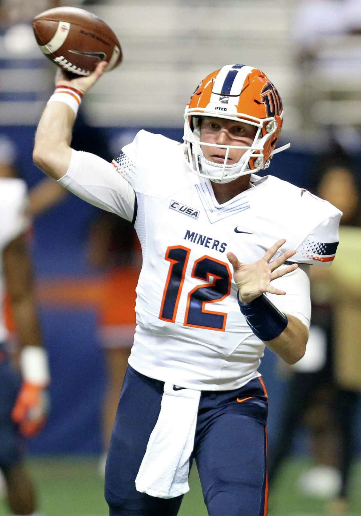 Roadrunners fall short in 5OT thriller