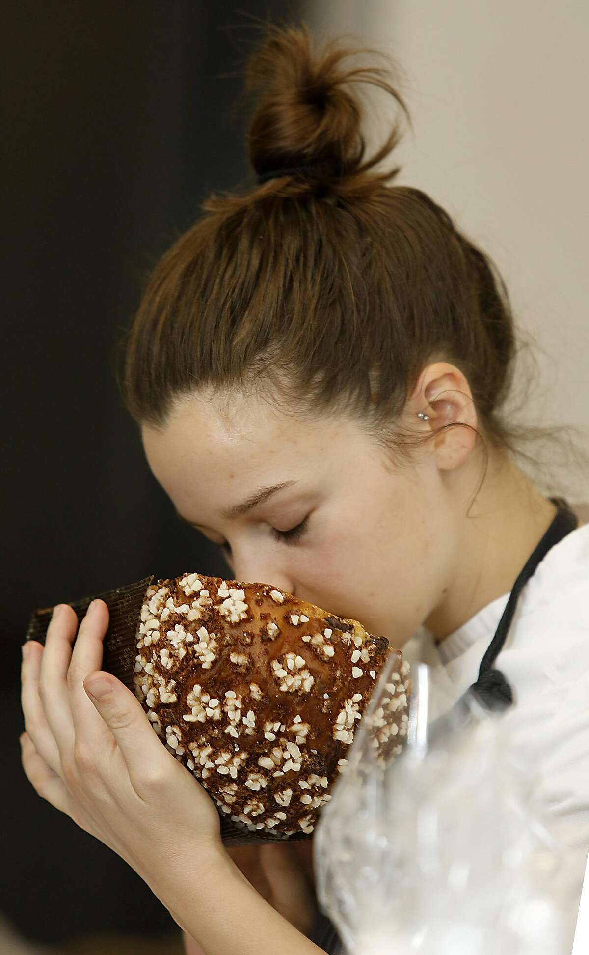 How Roy Shvartzapel is revolutionizing panettone