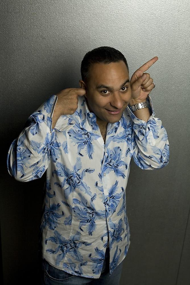 Comedian Peters arrives at San Jose Improv