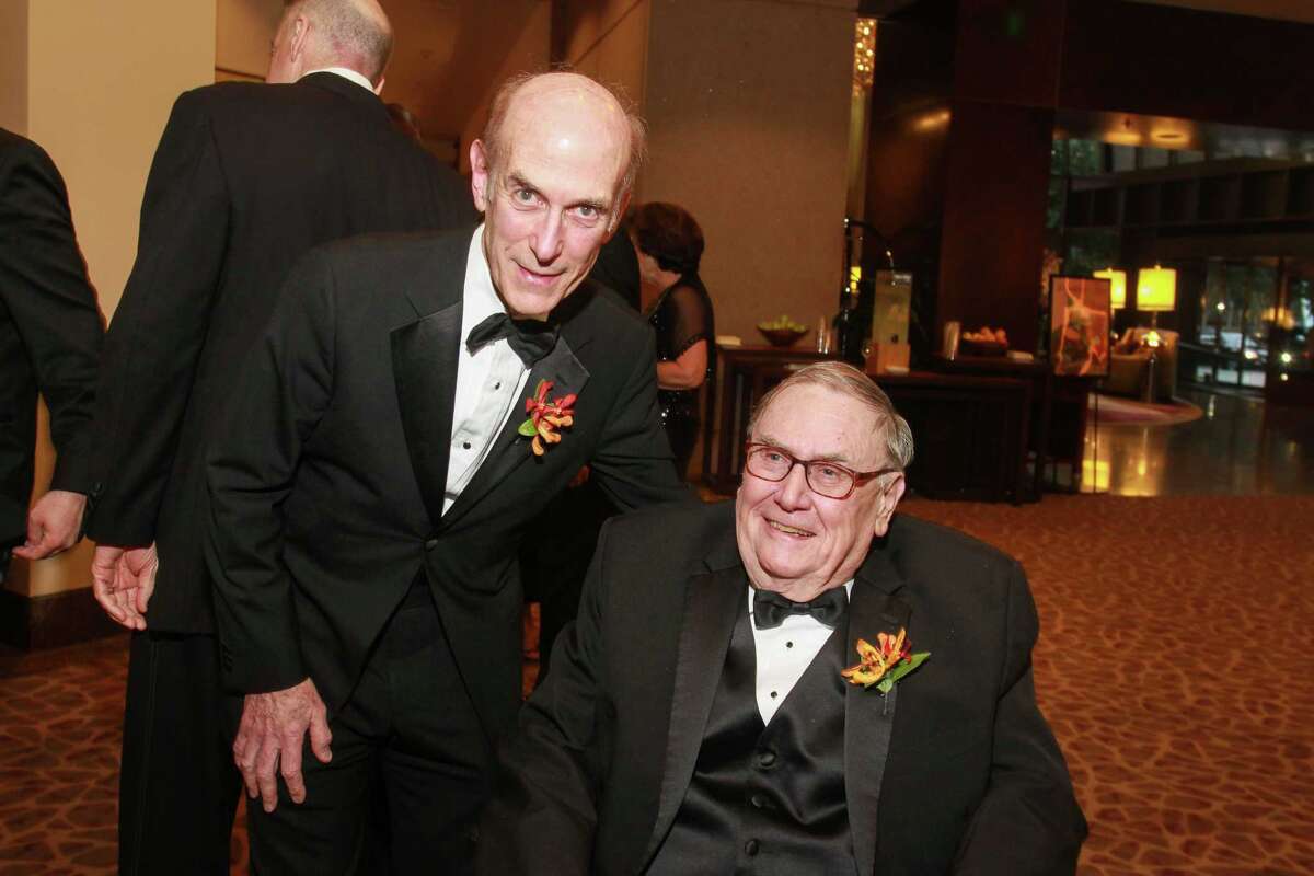 Welch Foundation award goes to pioneering chemists