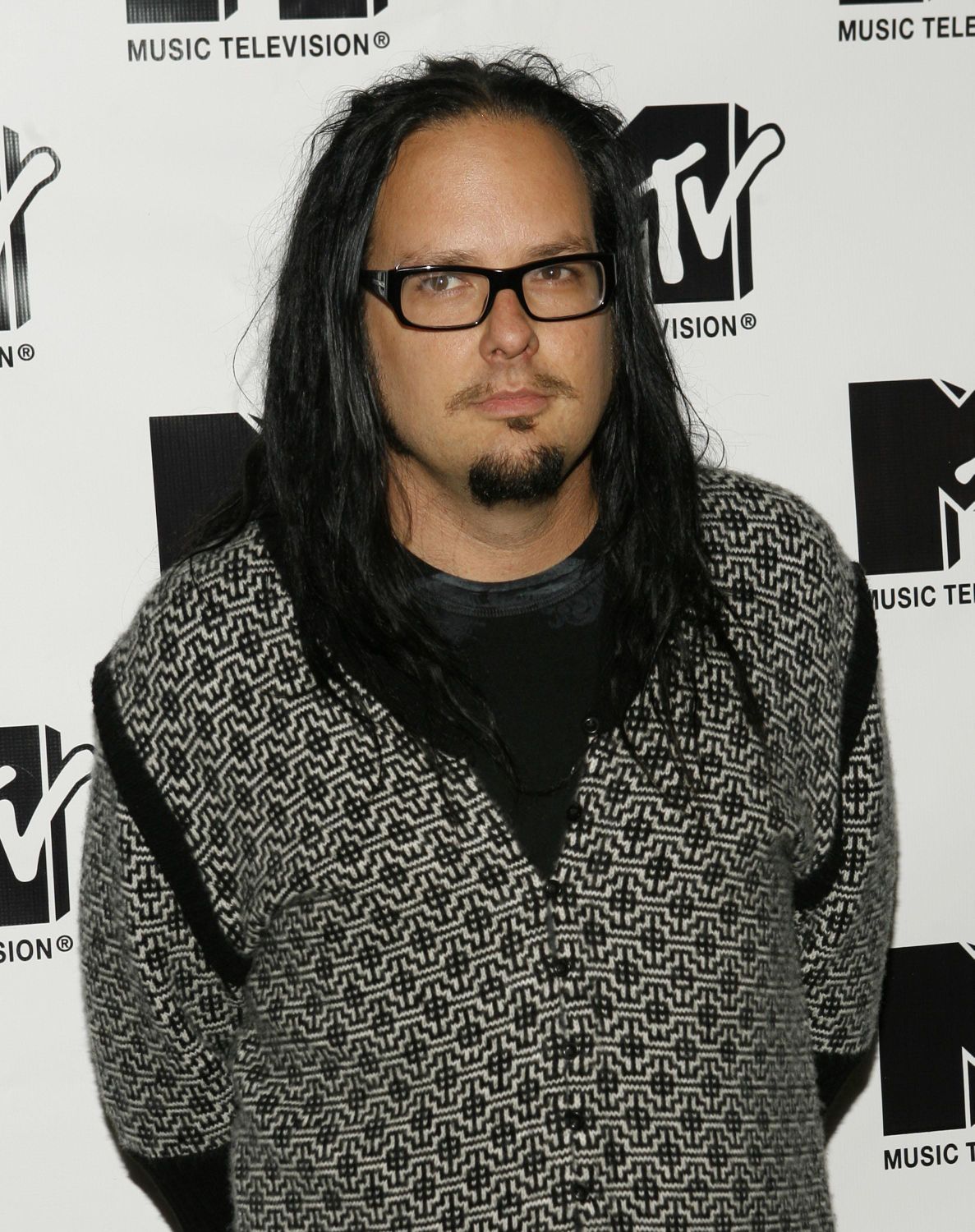 Pop stars, fans say goodbye to MTV's 'TRL'