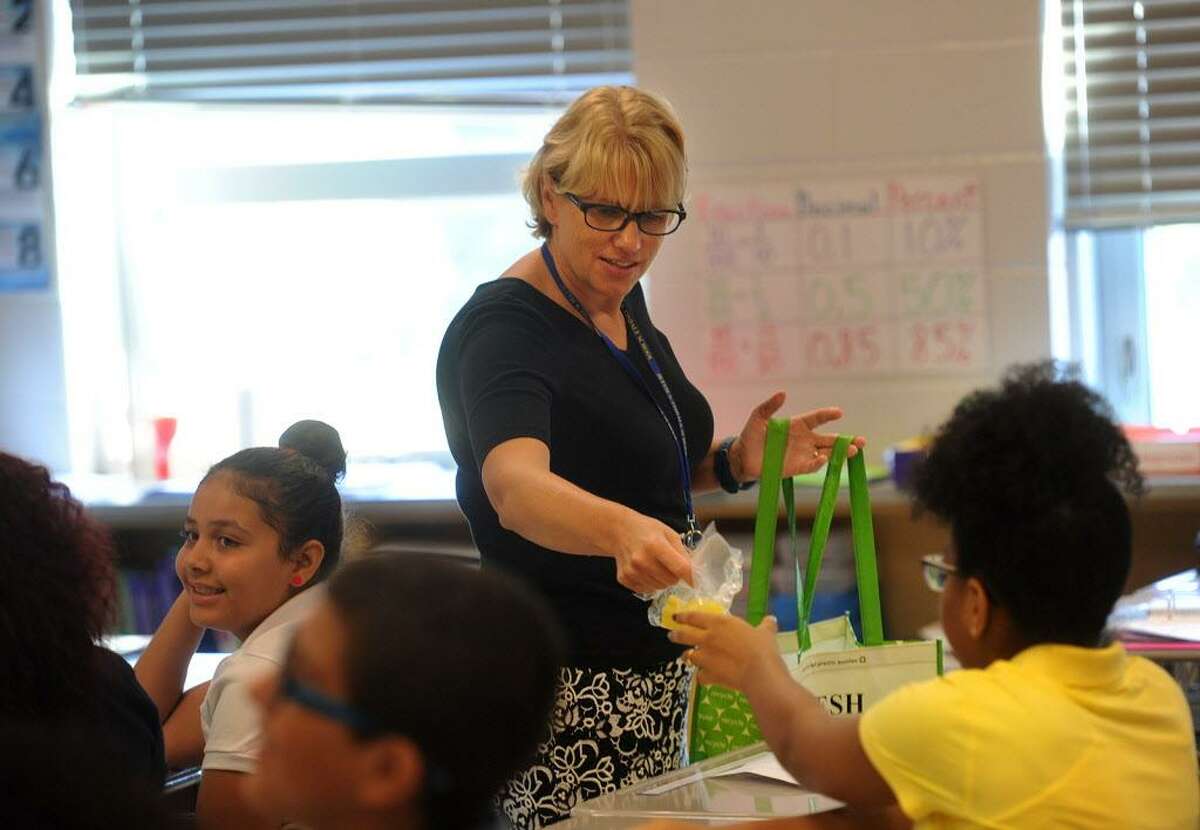 Poll: Most say don’t wait for courts to fix school funding