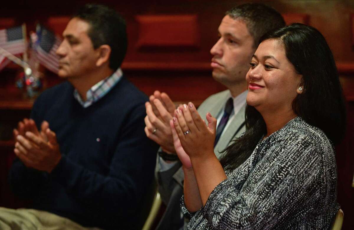 20 take Oath of Allegiance at Norwalk citizenship ceremony