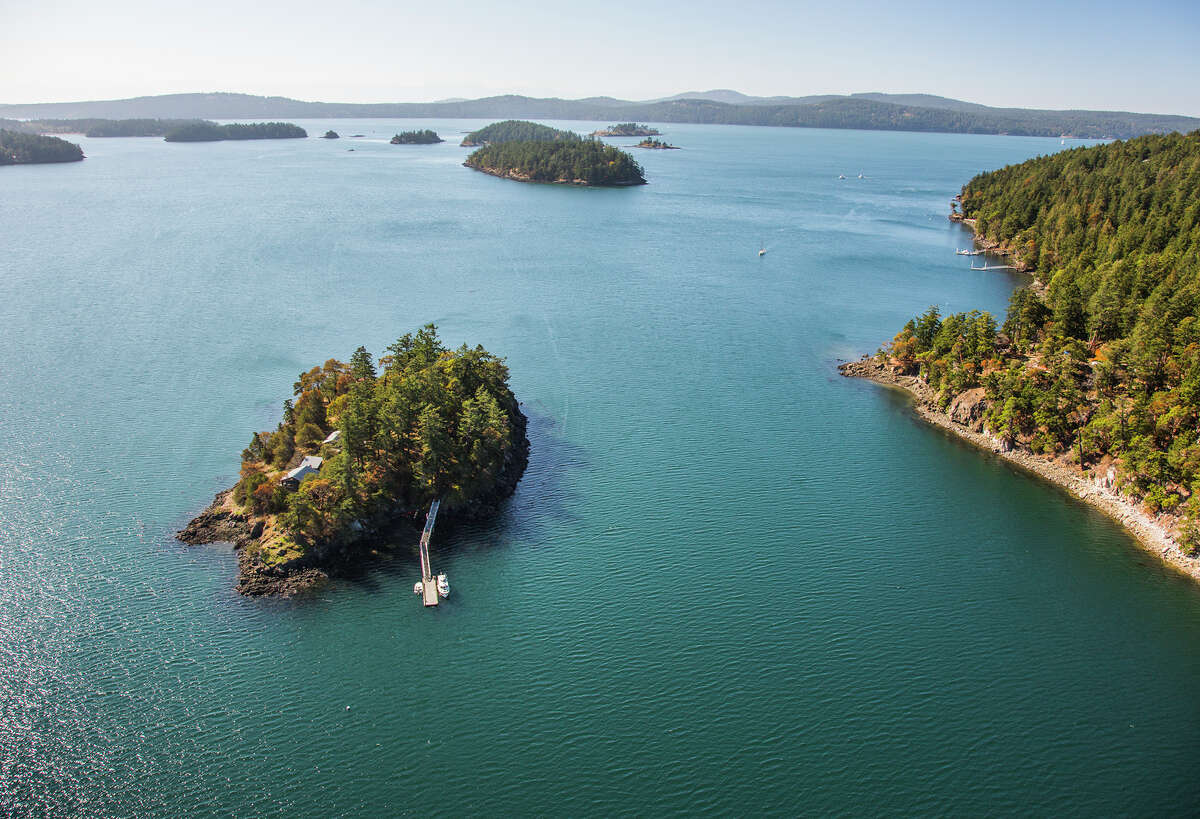 Gene Hackman's former private San Juan Island up for sale