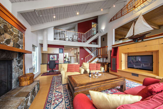 Gene Hackman's former private San Juan Island up for sale