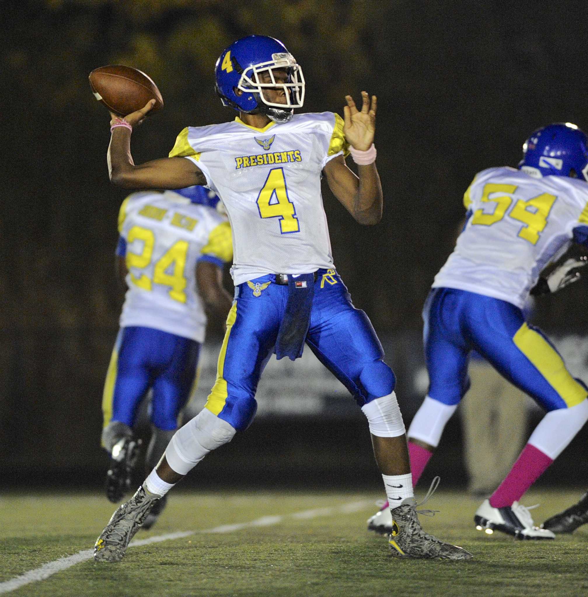 Harding, Bassick football moving to SCC