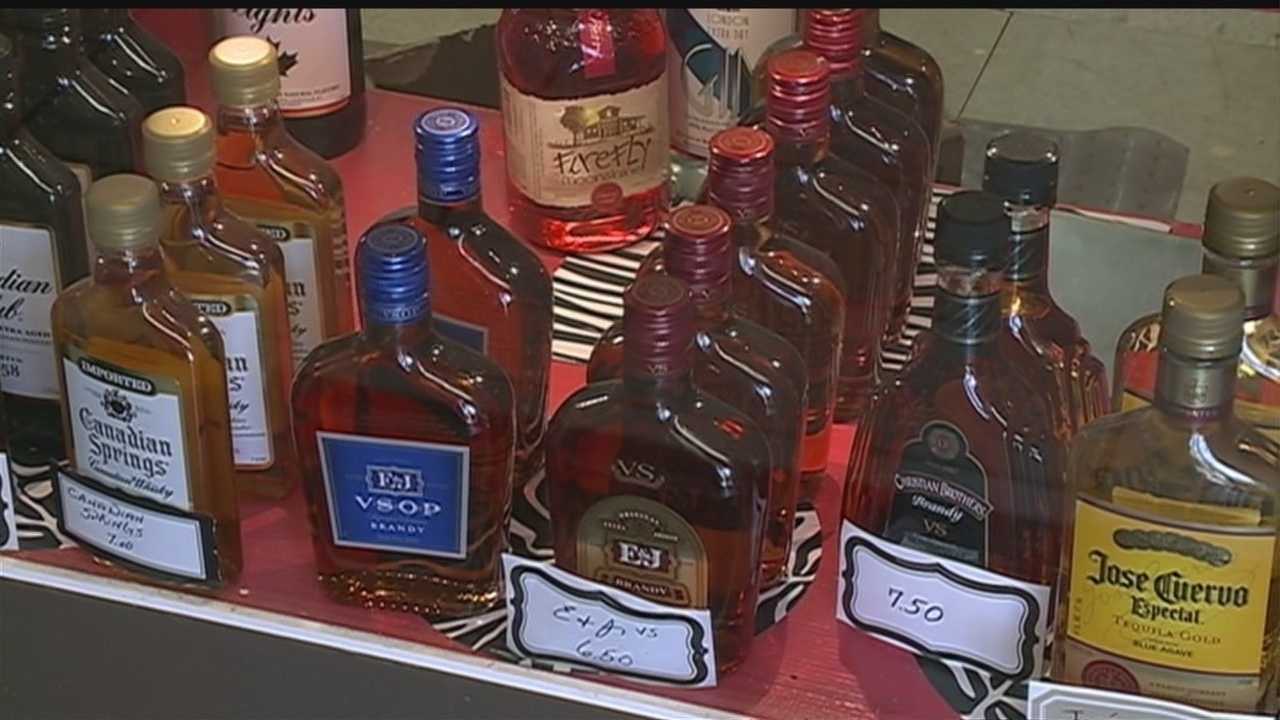 UW fraternities adopts early ban on hard alcohol