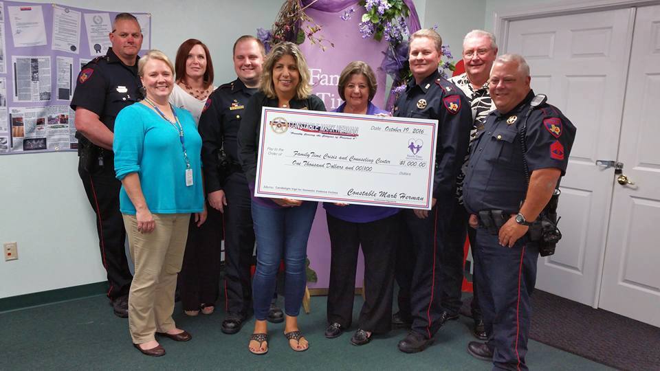 Harris County Precinct 4 Constable's Office donates to FamilyTime