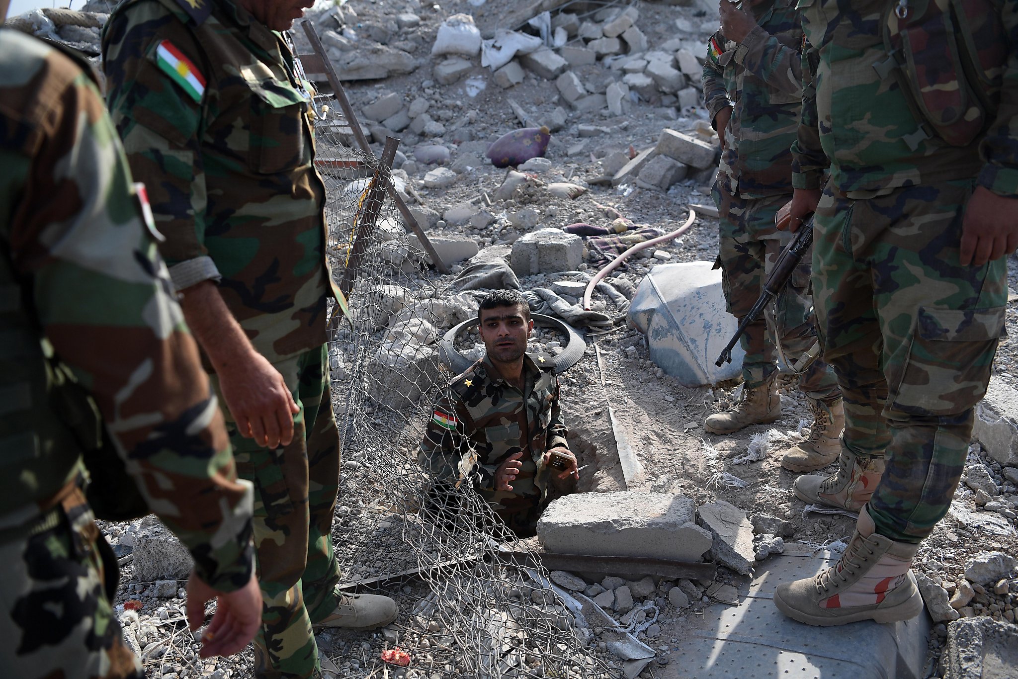 Iraq special forces find IS bomb factory, tunnels near Mosul