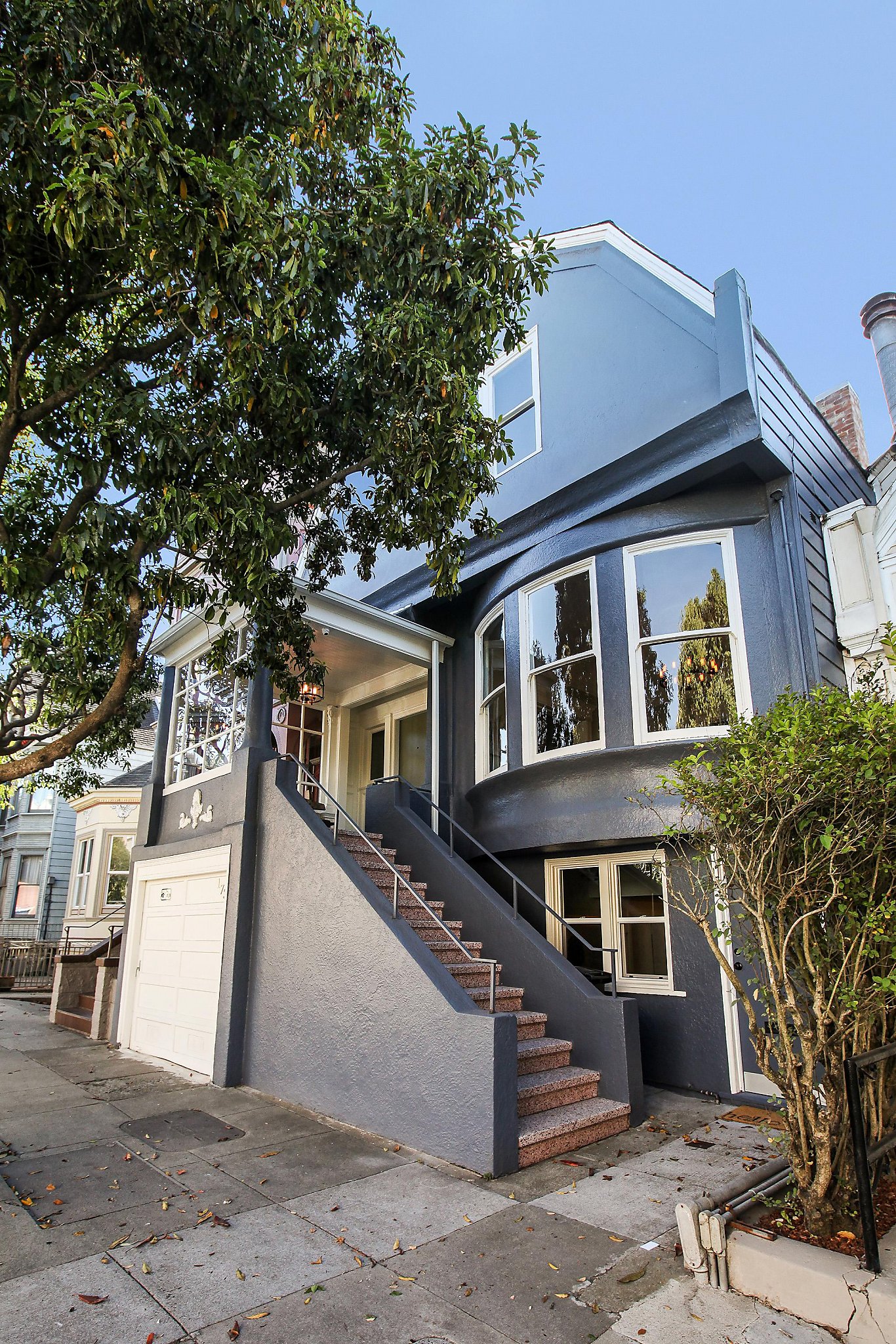 Victorian in Haight-Ashbury blends past and present