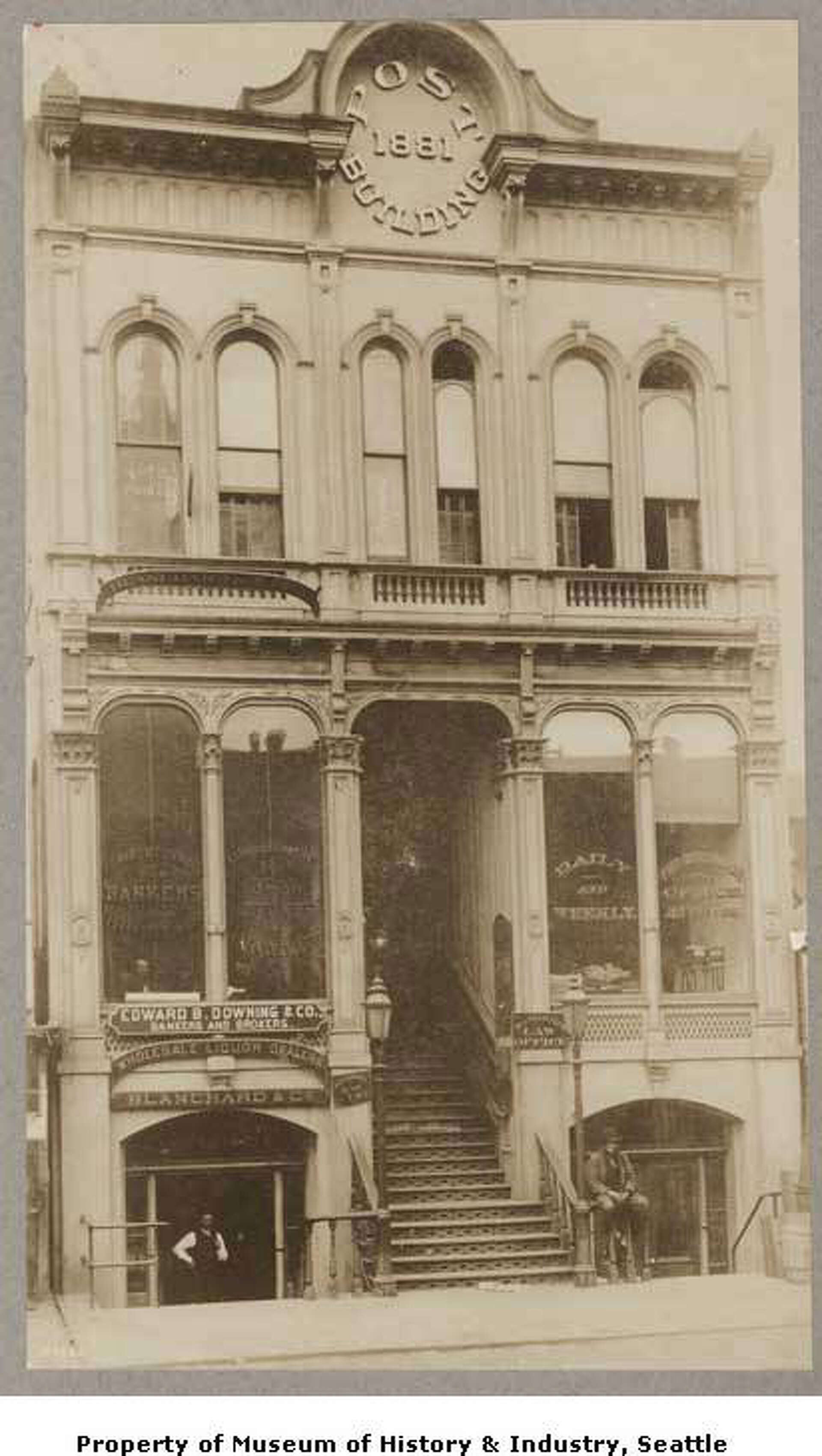 Post Alley: Seattle’s most charming street in photos