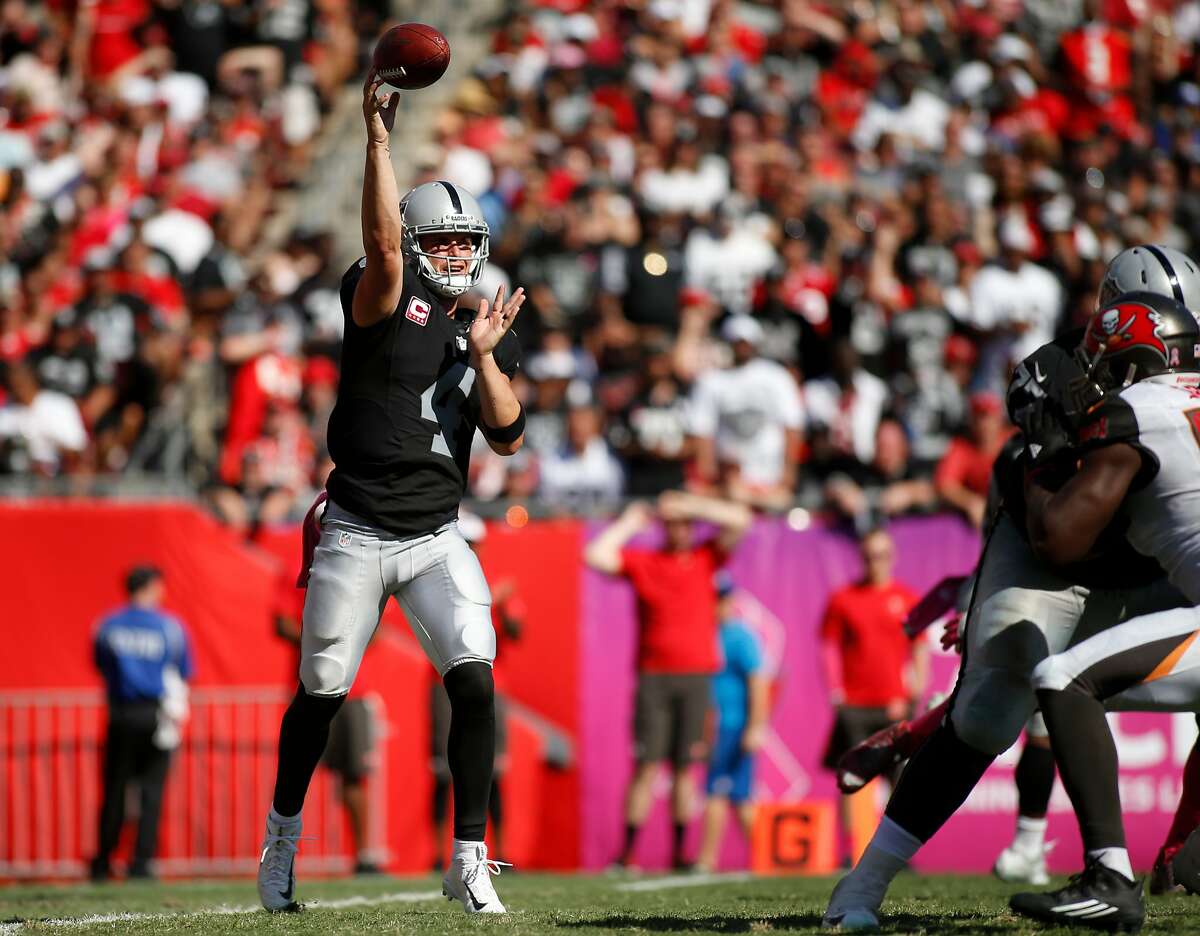 Raiders tackle Penn hauls in TD catch in return to Tampa