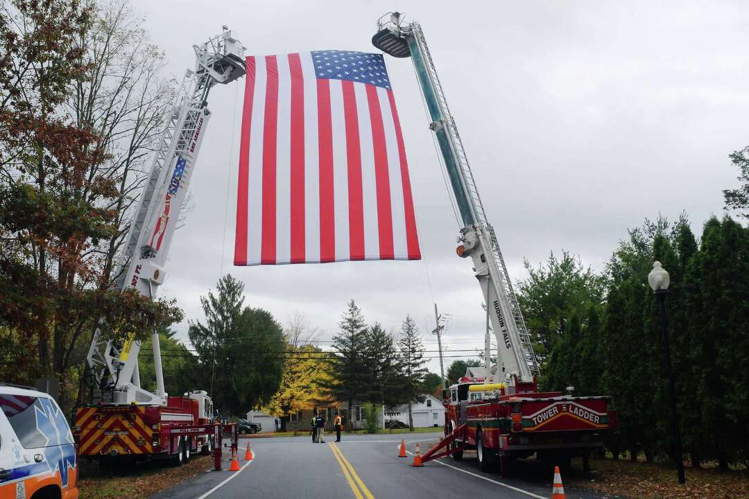 Hundreds unite to celebrate the life of Trooper Timothy Pratt