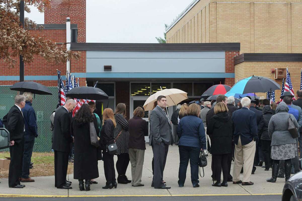 Hundreds unite to celebrate the life of Trooper Timothy Pratt