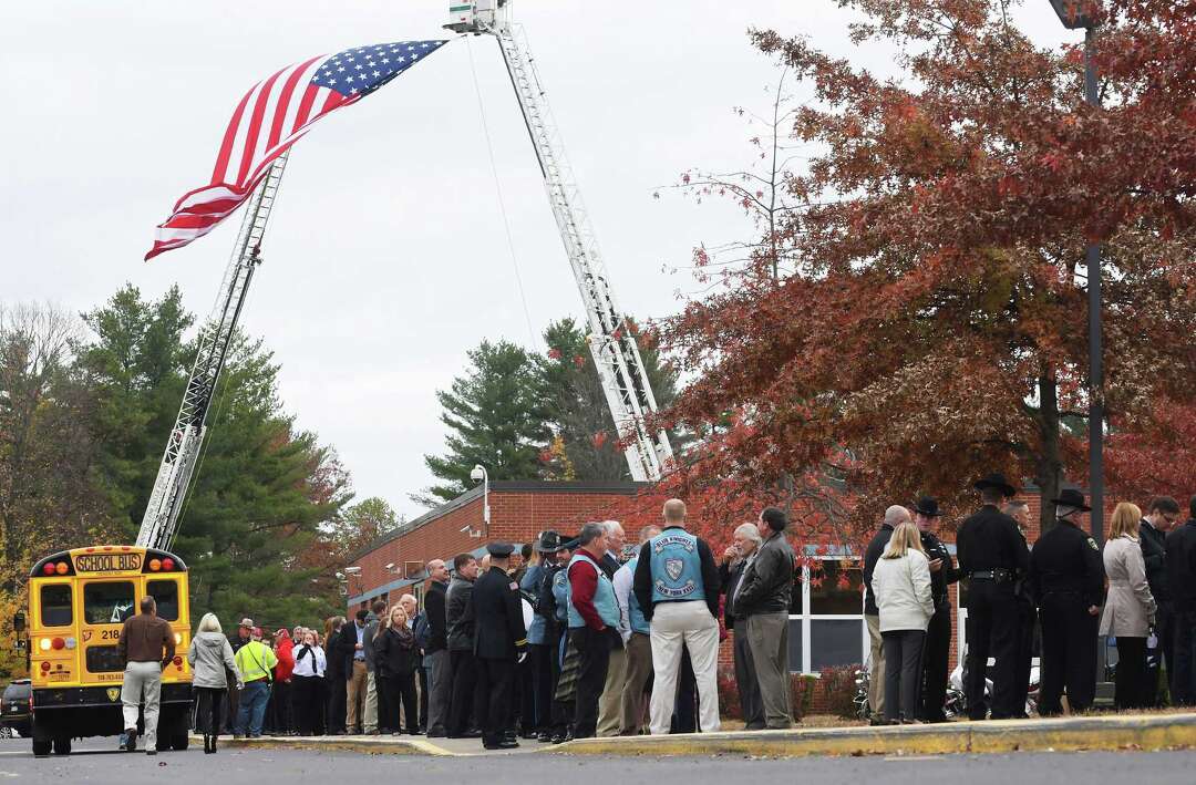 Hundreds unite to celebrate the life of Trooper Timothy Pratt