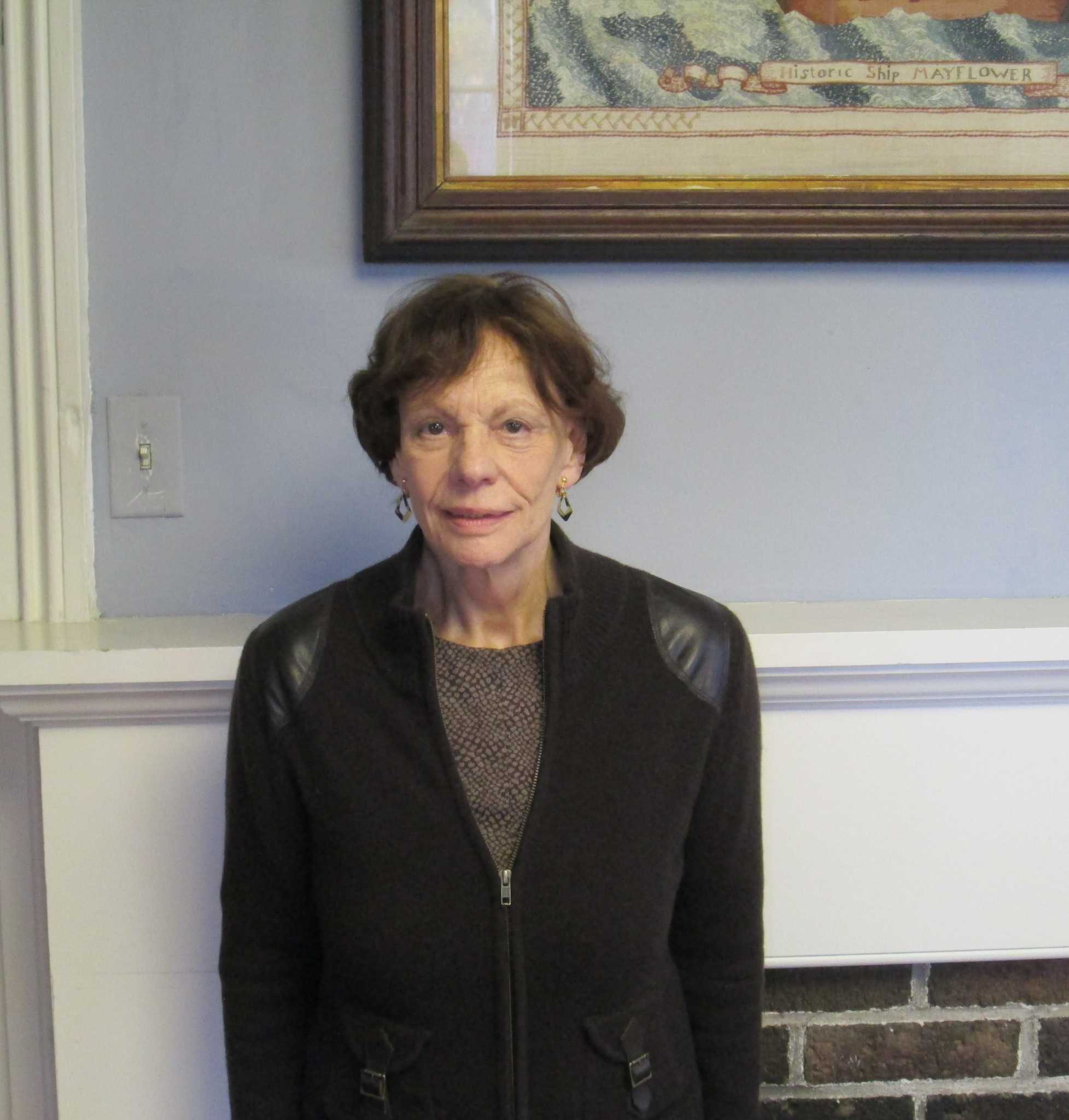 Lindstrom retires after 34 years with the New Canaan Historical Society
