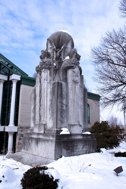 Monument celebrates the Centennial
