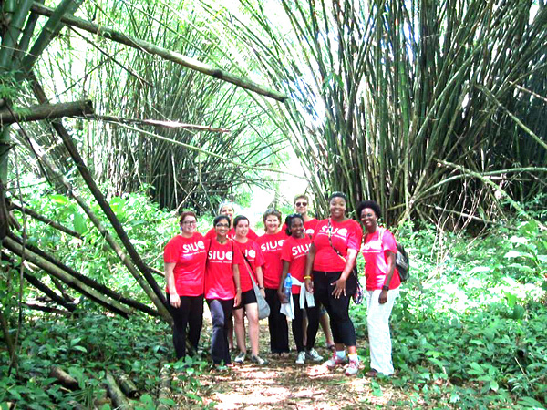 Suriname trip opens new cultures to students