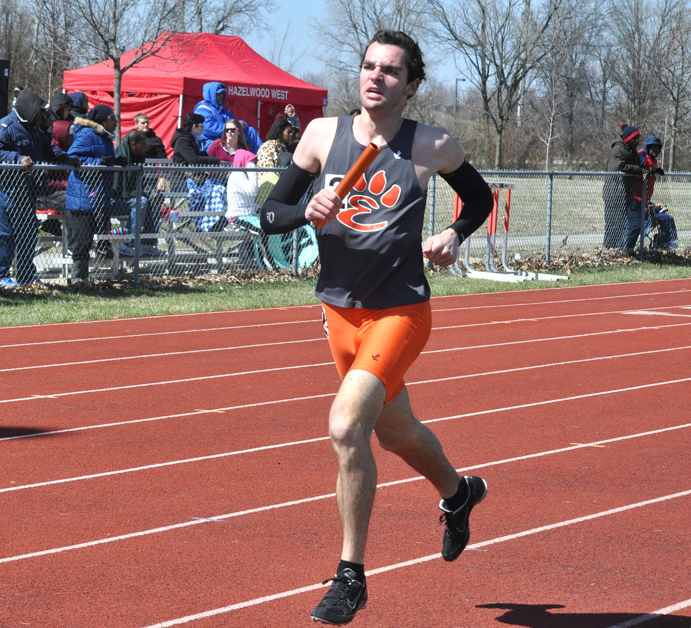 BOYS' TRACK: Edwardsville wins Southwestern Illinois Relays