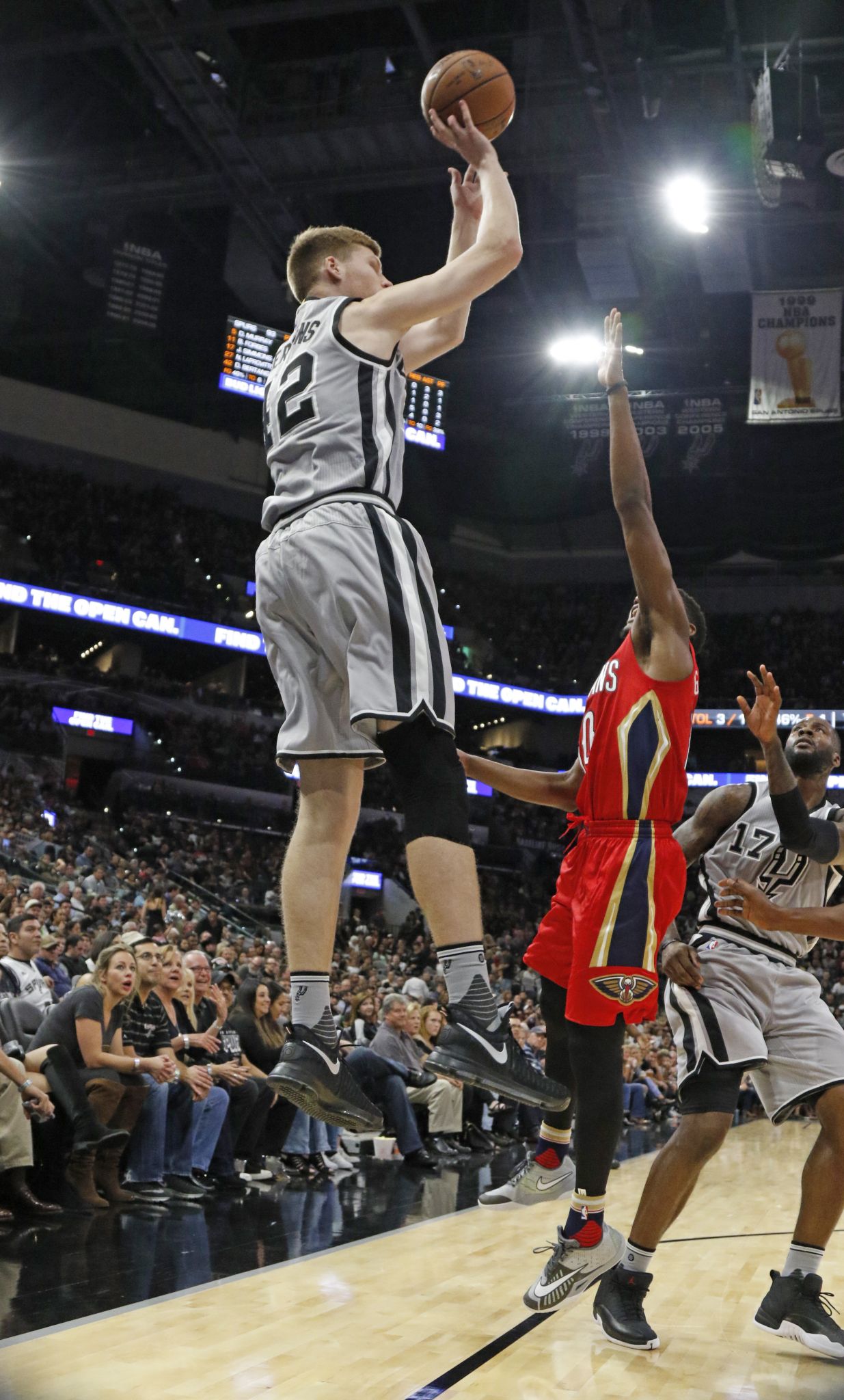 Spurs' Davis Bertans out against Jazz