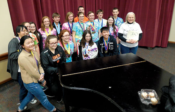 EHS Science Olympiad team moves on