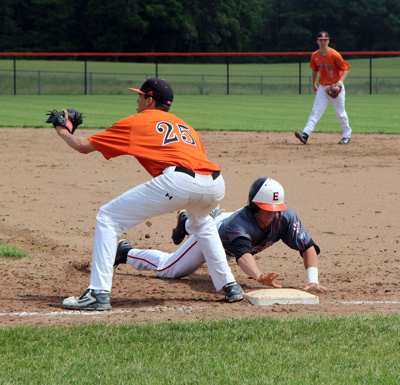 BASEBALL: EHS beats Waterloo, prepares for regional