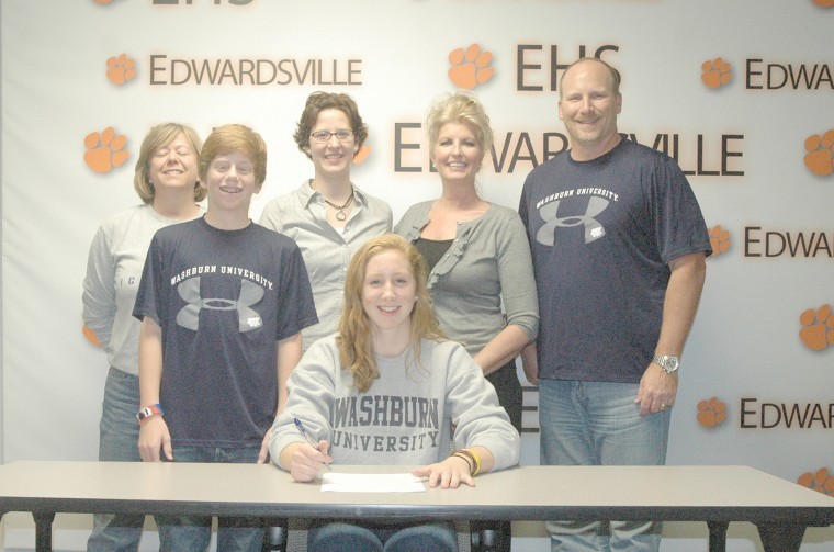 Frierdich signs on with Washburn