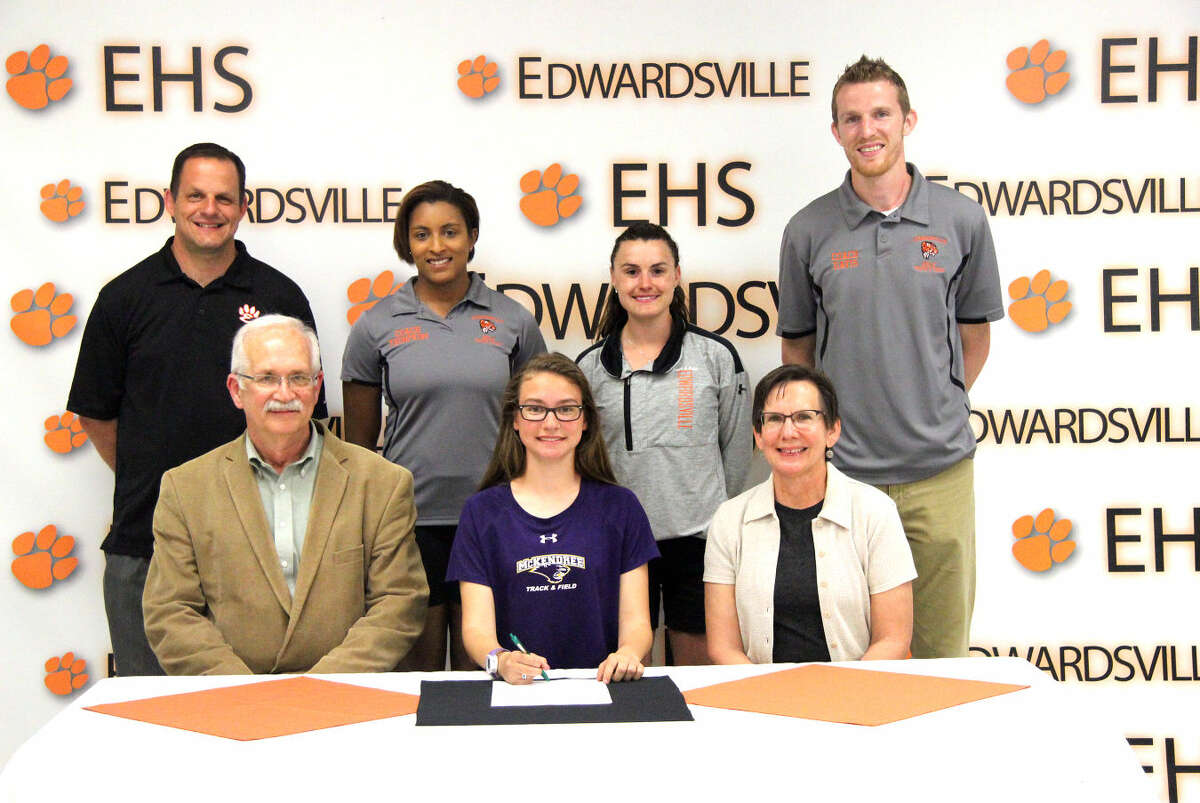 GIRLS' TRACK AND FIELD: Corkery to run for McKendree