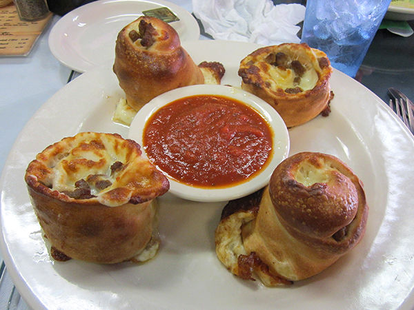 You Gotta Eat: Francesco's Italian Restaurant and Pizzeria in Decatur, Ala.