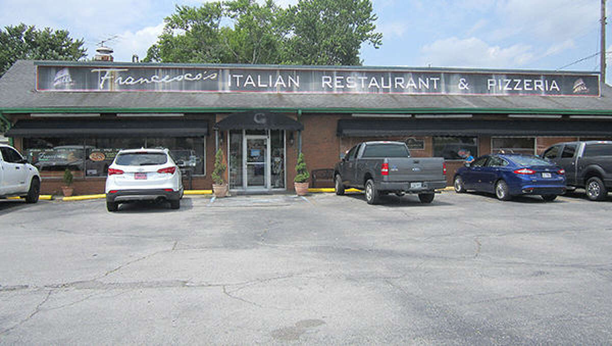 You Gotta Eat: Francesco's Italian Restaurant and Pizzeria in Decatur, Ala.