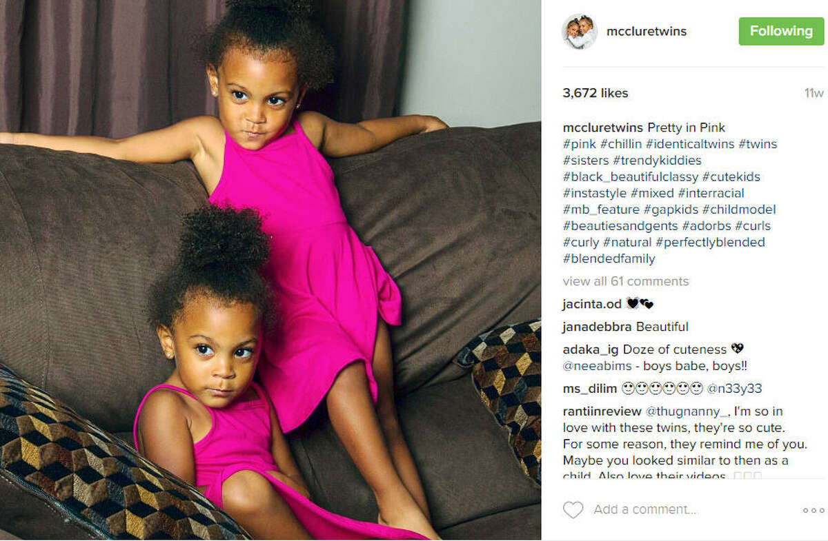 Adorable twins have a meltdown when they find out one is older and the ...