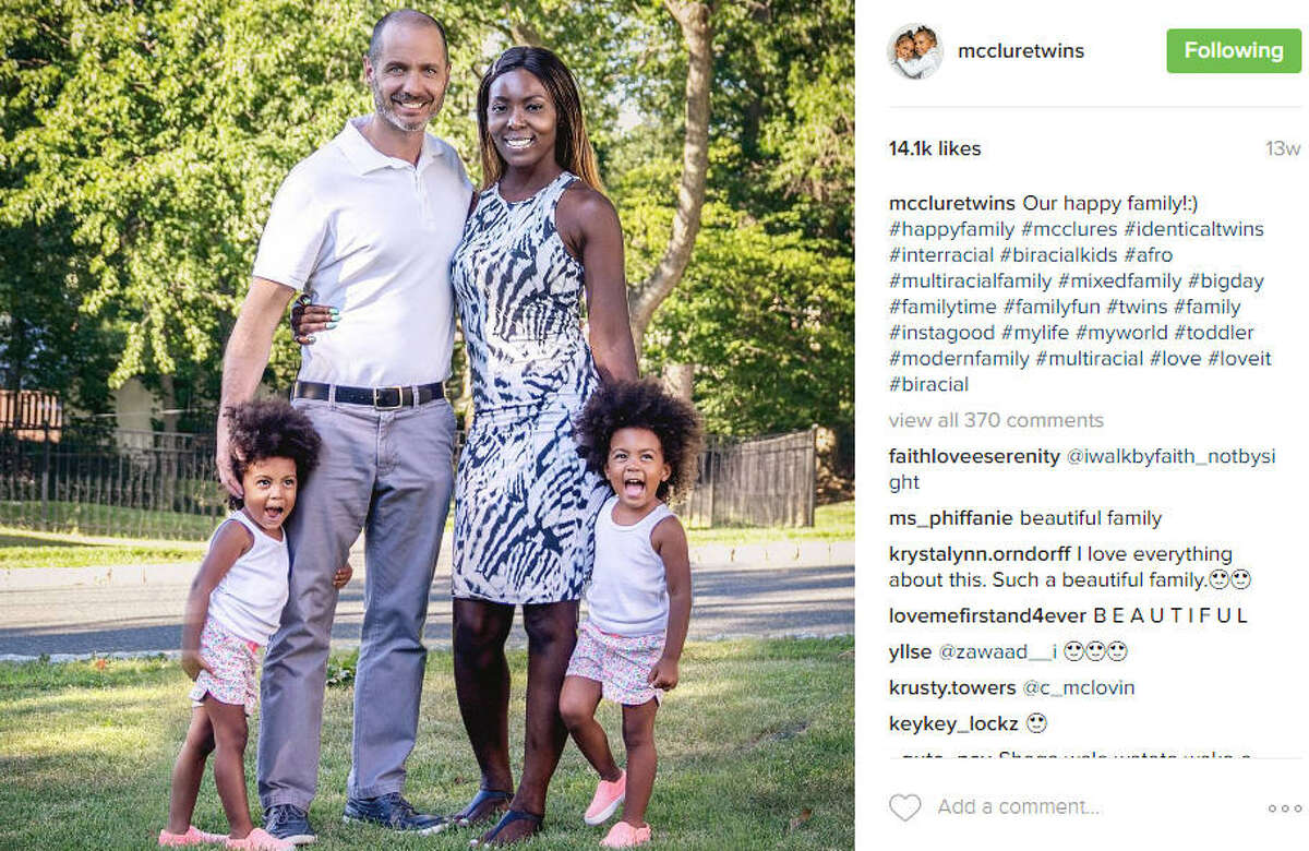 Adorable twins have a meltdown when they find out one is older and the ...