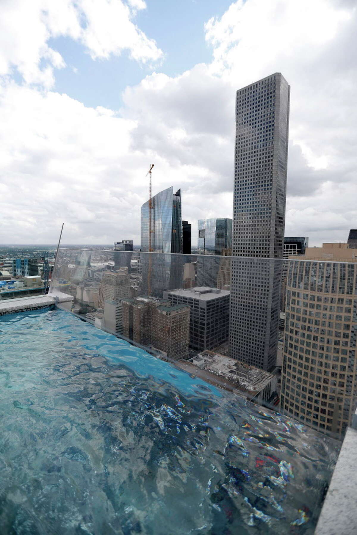 Breath-taking look at Houston's 'sky pool' goes viral