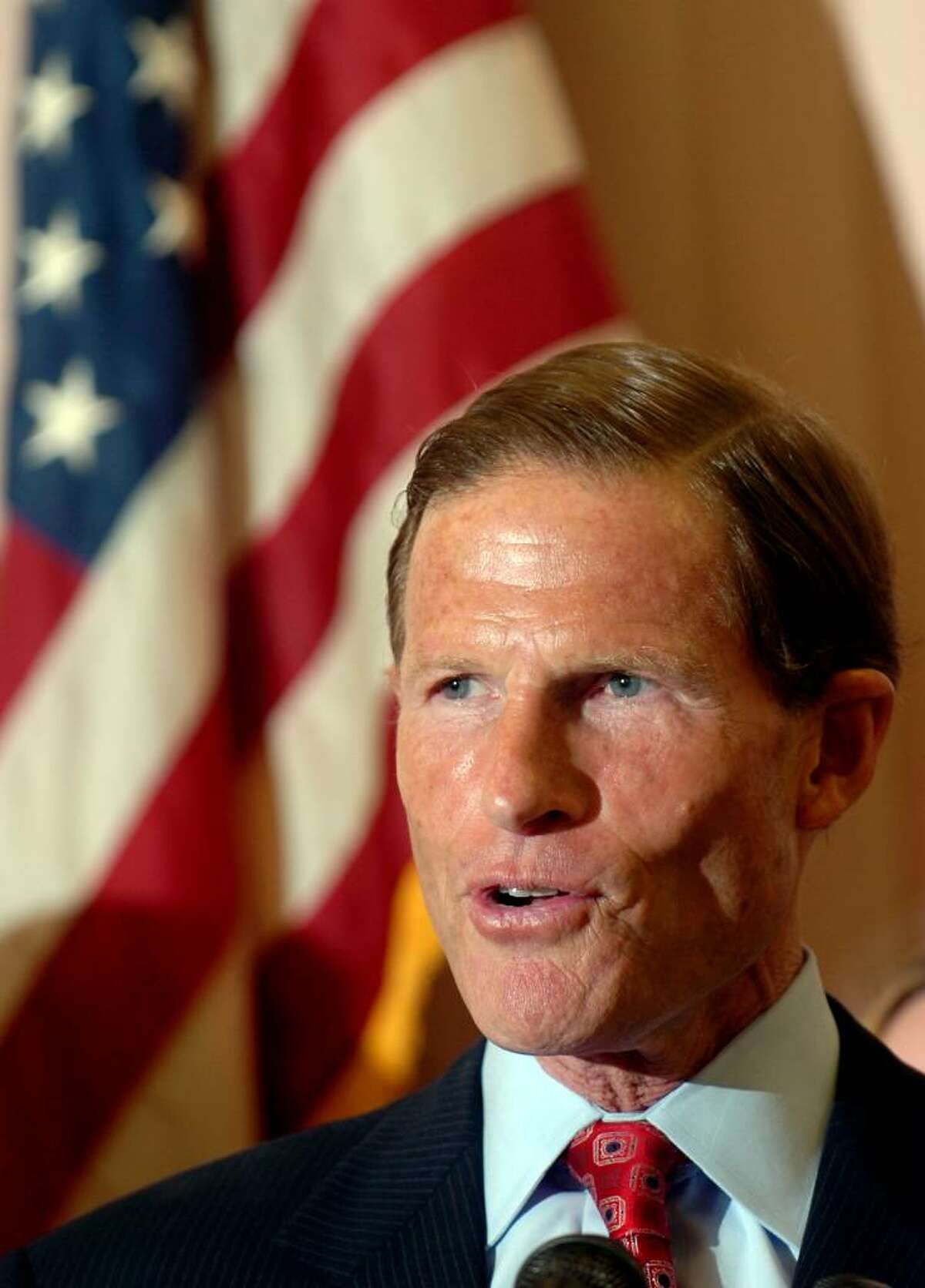 Blumenthal regrets misstating his military service