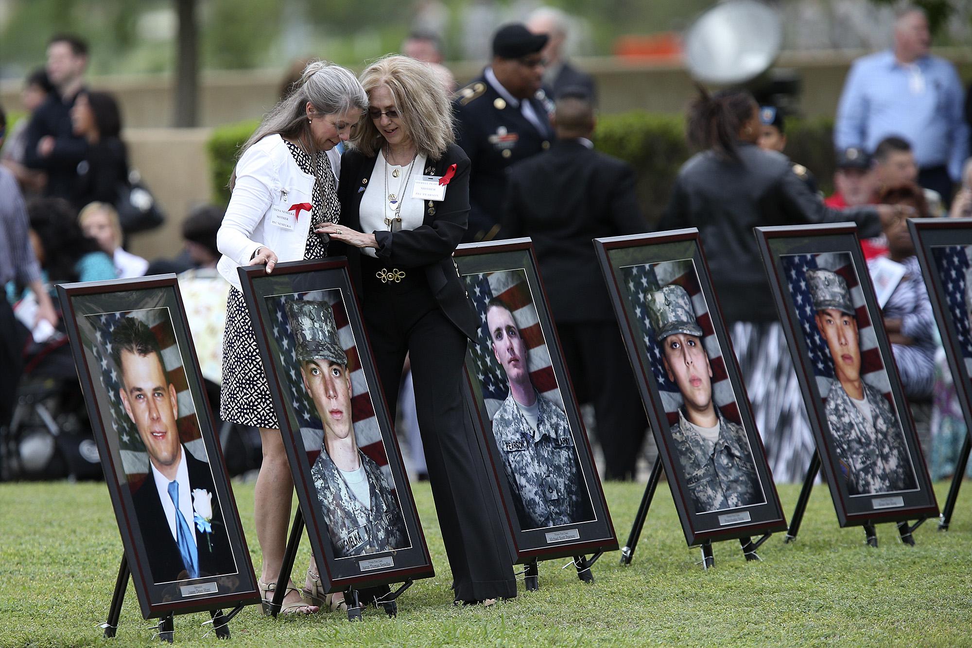 Book an intense examination of the Fort Hood shooting