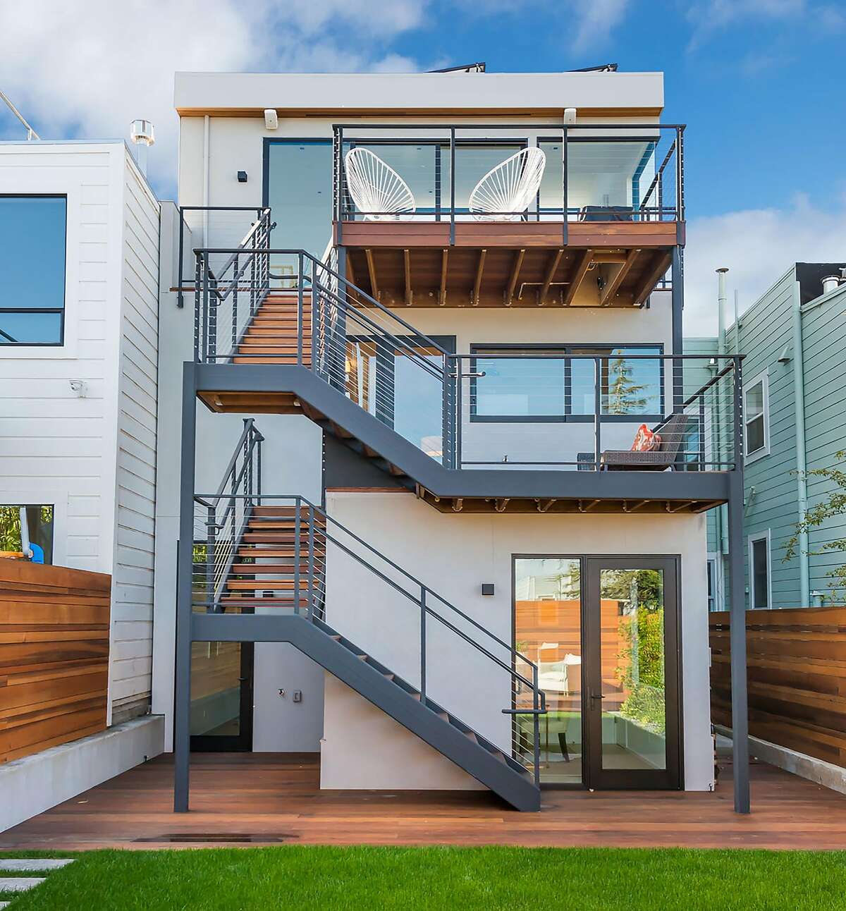 Rebuild brings Potrero Hill trilevel into the 21st century