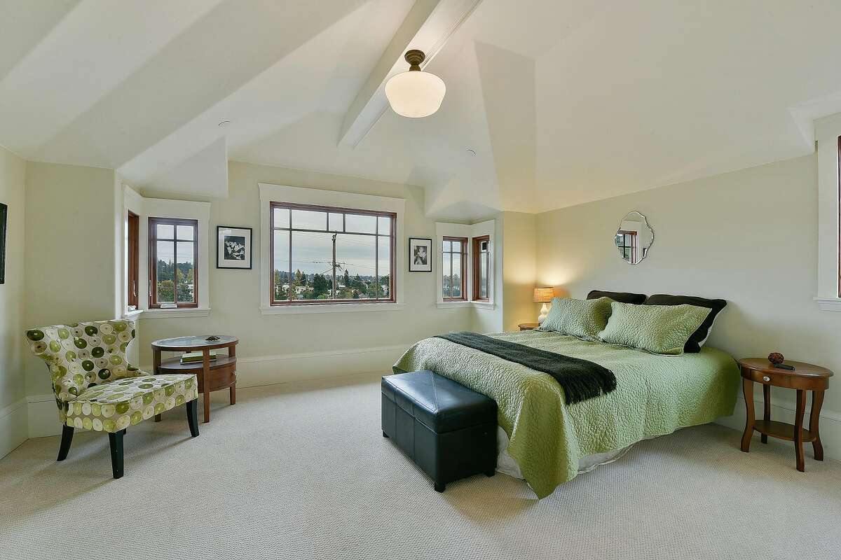 Hot Property: First Bay Tradition alive and well in new Oakland homes